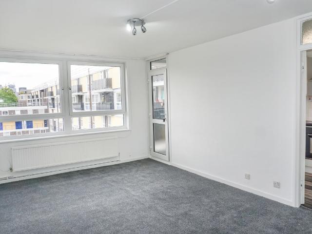 Fermain Court, De Beauvoir Estate, Haggerston N1, 3 bed maisonette to rent, £2,700 pcm | PrimeLocation