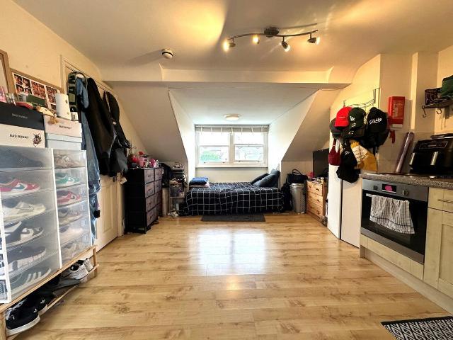 Ferme Park Road, London N8, 1 bed flat to rent, £1,300 pcm | PrimeLocation