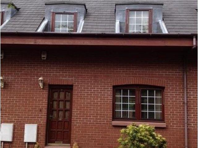 Fern Cottages, Glasgow G13, 3 bed terraced house to rent, £1,450 pcm | PrimeLocation
