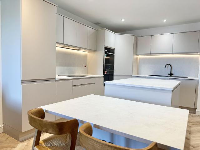Fern Court, Sunnyside, Rotherham S66, 2 bed flat to rent, £950 pcm | PrimeLocation