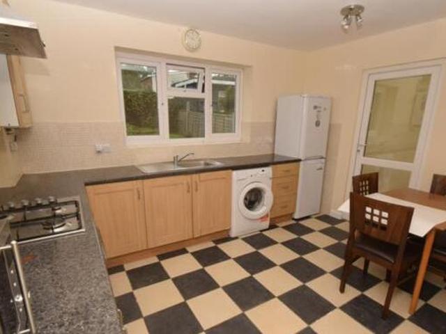 Fern Dells, Hatfield, 5 Bedroom House