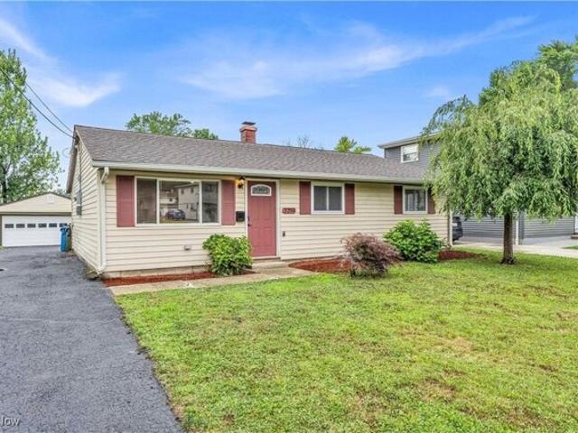Fern Dr, Mentor On The Lake, Home For Sale