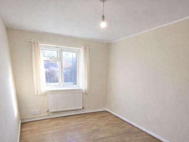 Fern Grove, Feltham, TW14