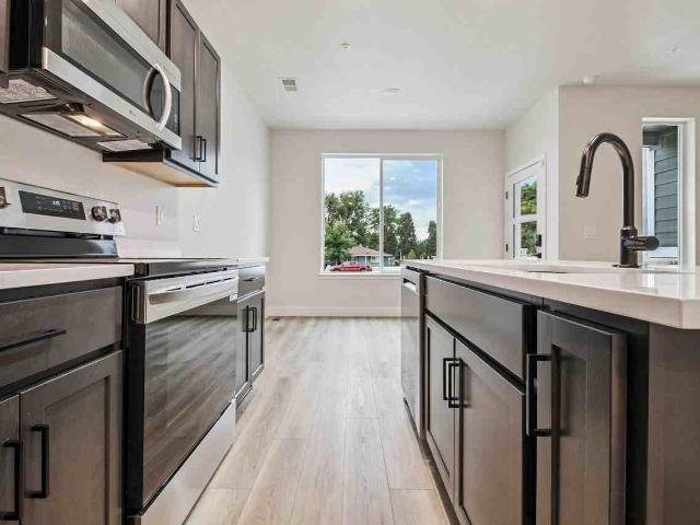 Fern Hill Townhomes 3 Bedroom Home for Rent at 8210 W 10th Ave, Lakewood, CO 80214 Eiber