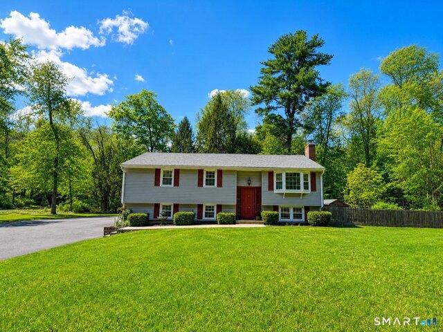 Fern Hollow Dr, Granby, Home For Sale
