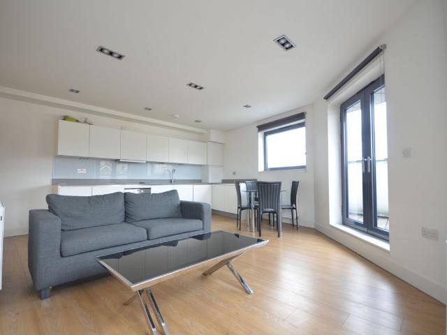 Fern St, London E3, 2 bed flat to rent, £2,350 pcm | PrimeLocation