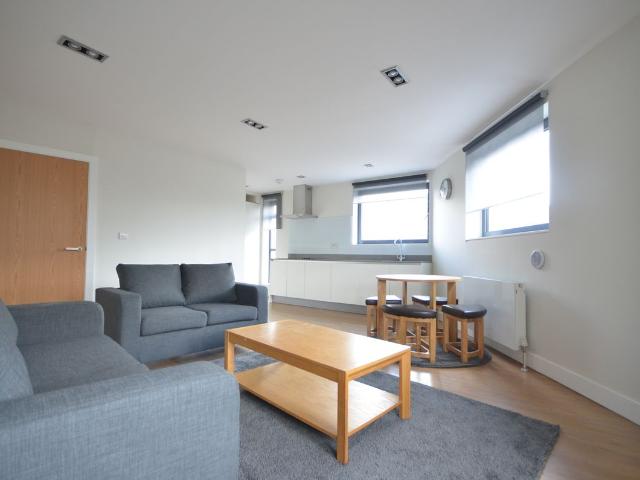 Fern St, London E3, 3 bed flat to rent, £3,000 pcm | PrimeLocation