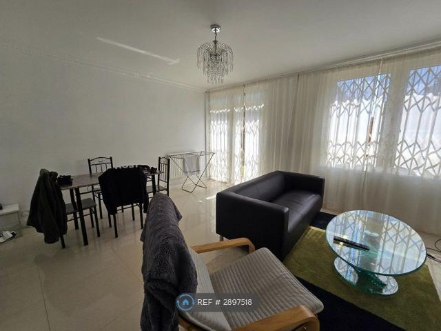 Fern St, London E3, 3 bed maisonette to rent, £3,000 pcm | PrimeLocation