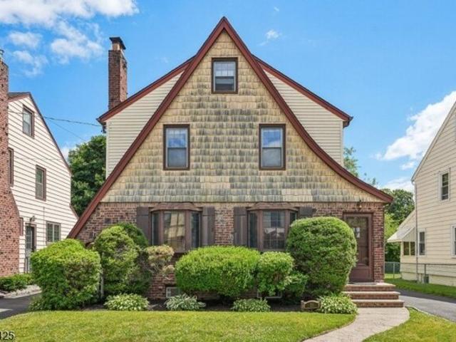 Ferncliff Rd, Bloomfield, Home For Sale
