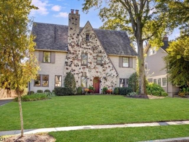 Ferncliff Ter, Glen Ridge Boro Township, Home For Sale