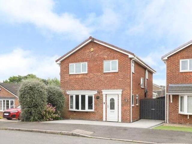Fernbank Drive, Eckington, 4 Bedroom Detached