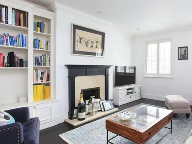 Fernbank Mews, London, SW12 9NJ, United Kingdom | 4 bed townhouse for rent #140400437 | Rentberry