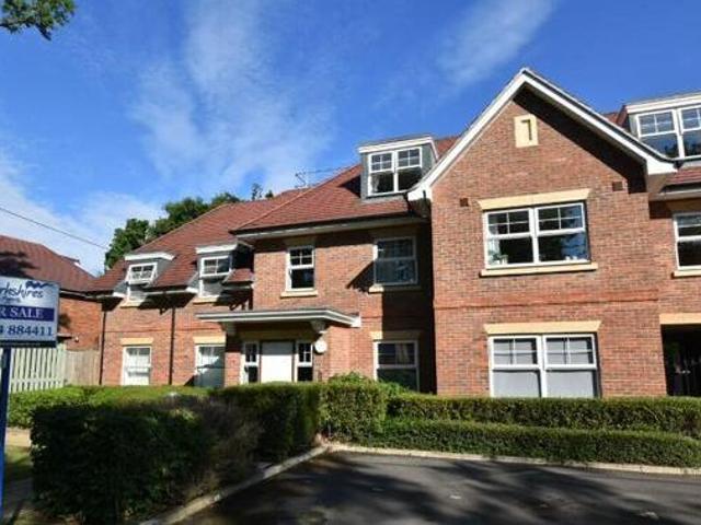 Fernbank Road, Ascot, 1 Bedroom Apartment