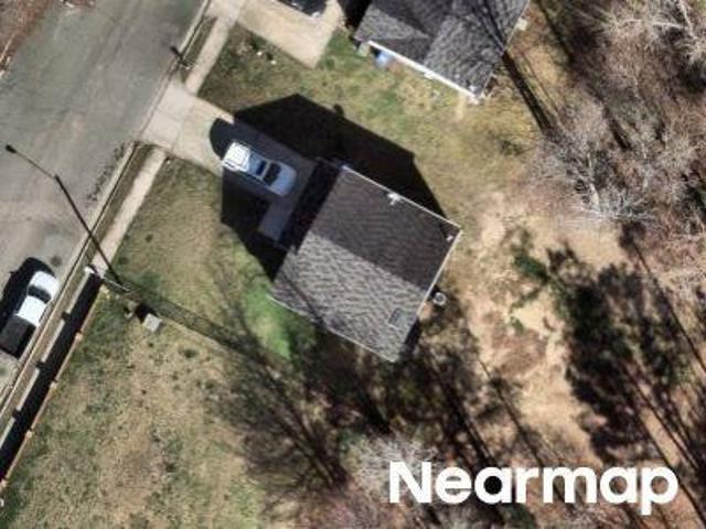 Fernbrook Dr
