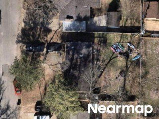 Fernbrook Dr NE