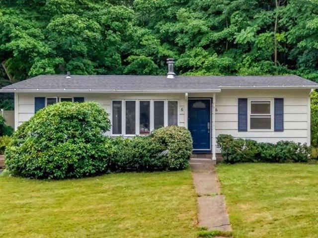 Fernbrook Rd, Northborough, Home For Sale