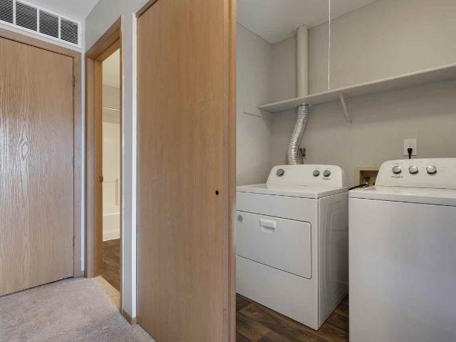 Fernbrook Townhomes 3 Bedroom Home for Rent at 14200 43rd Ave N, Plymouth, MN 55446