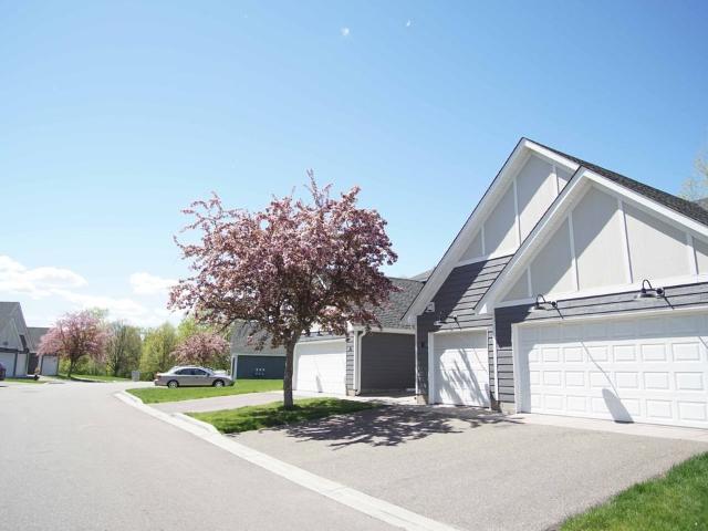 Fernbrook Townhomes 3 Bedroom Home for Rent at 14200 43rd Ave N, Plymouth, MN 55446