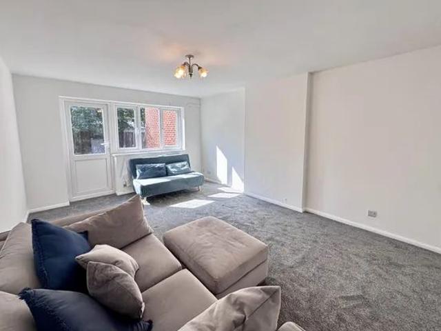 Ferngill Close, Nottingham, NG2