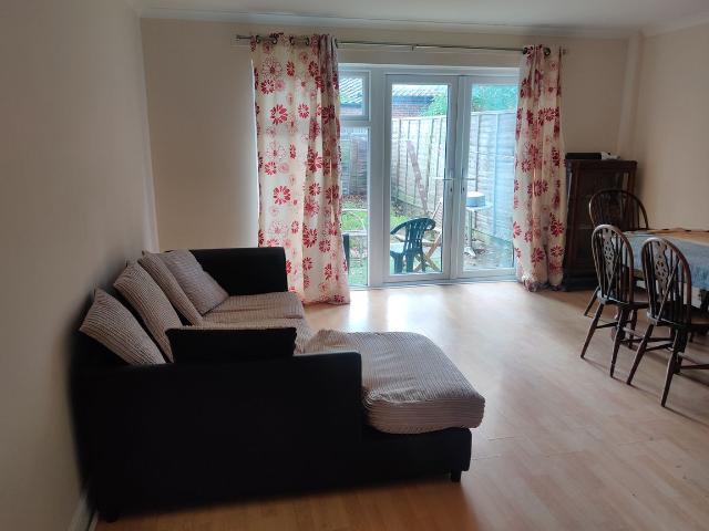 Ferndale Avenue, Hounslow TW4, 3 bed semi detached house to rent, £2,400 pcm | PrimeLocation