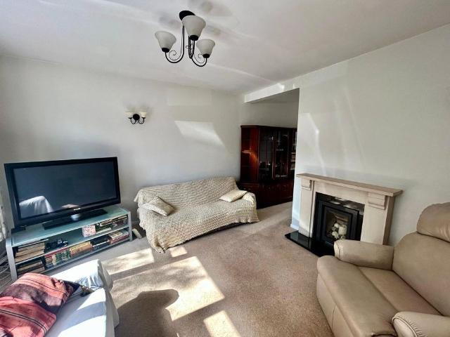 Ferndale Road, Church Crookham, Fleet, Hampshire, GU52