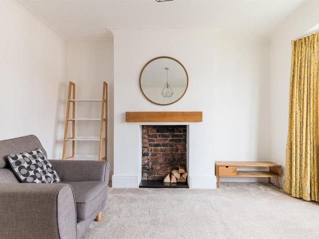 Ferndene Grove, High Heaton, Newcastle Upon Tyne NE7, 2 bed flat to rent, £1,050 pcm | PrimeLocation