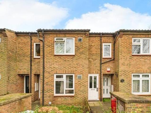 Fernes Close, Uxbridge, 2 Bedroom Maisonette