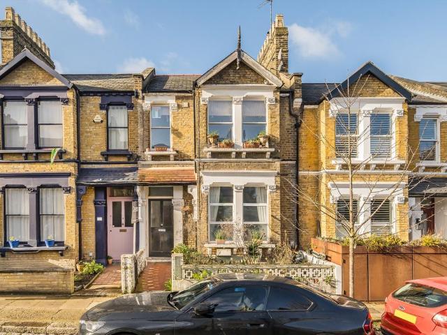 Fernholme Road, Peckham SE15, 2 bed flat to rent, £2,300 pcm | PrimeLocation