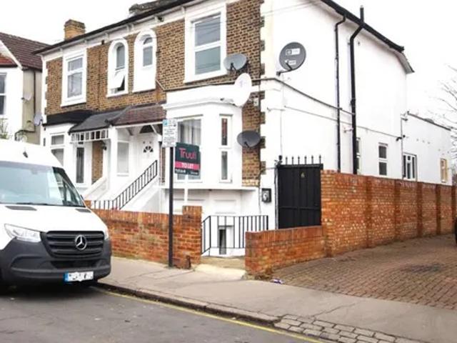 Fernham Road, London, CR7 8JB, United Kingdom | 1 bed apartment for rent #139069447 | Rentberry