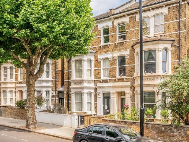 Fernhead Road, London W9 3 bed flat to rent £3,250 pcm £750 pw