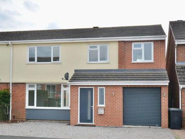 Fernihough Avenue, Honeybourne, 4 Bedroom Semi detached