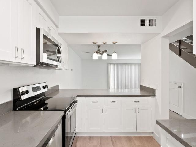 Fernwood Apartment Homes 2 Bedroom Apartment for Rent at 712 S Fernwood St, West Covina, CA 91791 Azusa Cameron