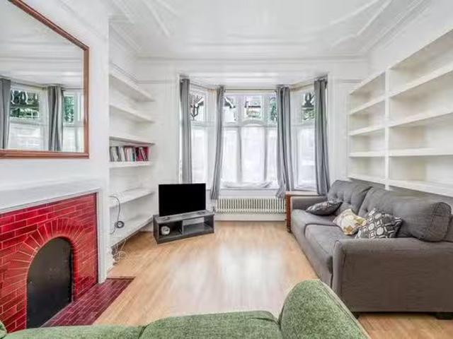 Fernwood Avenue