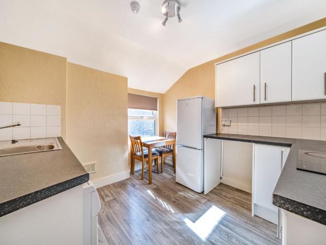 Fernwood Avenue, Streatham SW16, Studio to rent, £1,325 pcm | PrimeLocation