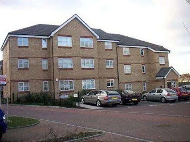 Fernwood Court, 5 Pickard Close, London, N14 6JE, United Kingdom | 2 bed apartment for rent #168096997 | Rentberry
