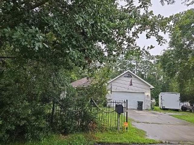 Fernwood Ct