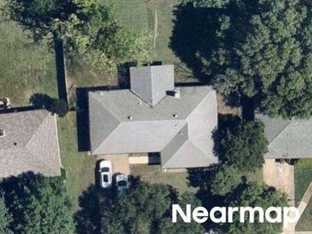 Fernwood Dr