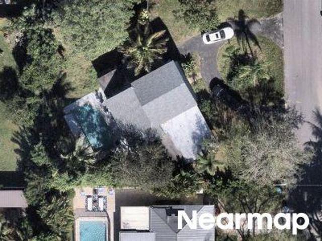 Fernwood Dr