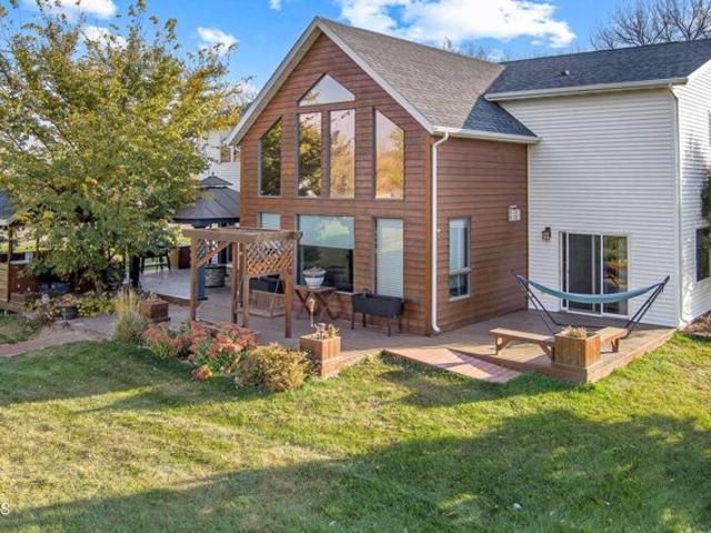 Fernwood Dr, Bismarck, Home For Sale