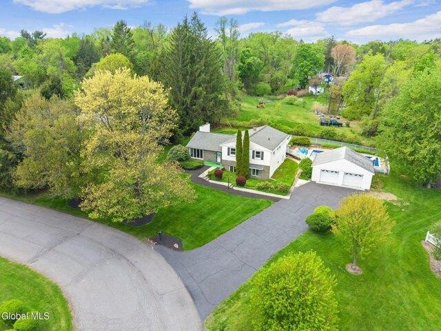 Fernwood Dr, Loudonville, Home For Sale