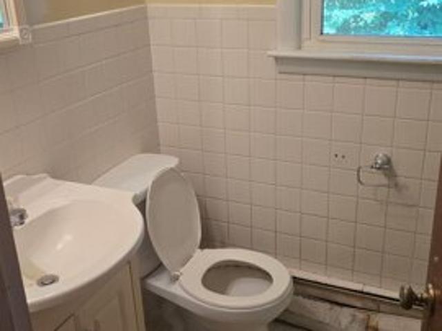 Fernwood Dr, Simsbury, Home For Sale