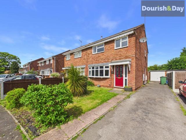 Fernwood, Stafford ST16 3 bed semi detached house to rent £1,075 pcm £248 pw