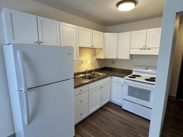 Feronia 2 Bedroom Apartment for Rent at 1862 Feronia Ave, St. Paul, MN 55104 Merriam Park West