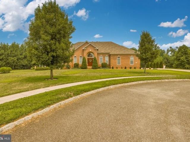 Ferrari Dr, Vineland, Home For Sale