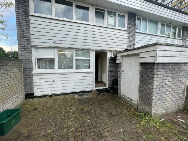 Ferraro Close, Hounslow TW5, 3 bed semi detached house to rent, £2,550 pcm | PrimeLocation