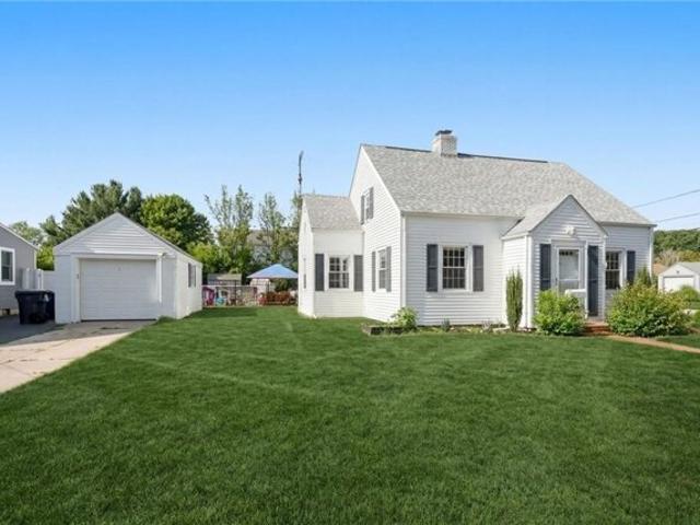 Ferrier Dr, Warwick, Home For Sale
