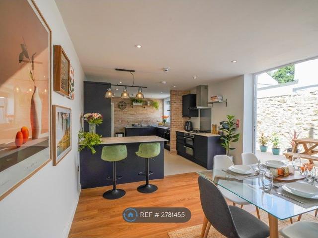 Ferris Town, Truro TR1, Room to rent, £1,075 pcm | PrimeLocation