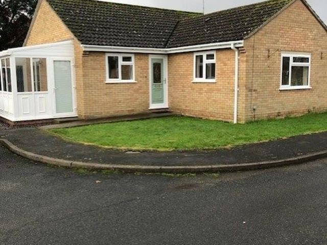 Ferry Way, Littleport CB6, 3 bed bungalow to rent, £1,300 pcm | PrimeLocation