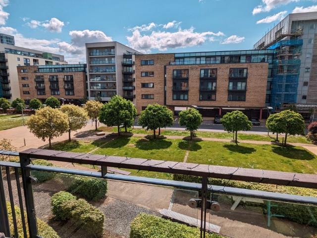 Ferry Court, Caerdydd CF11, 2 bed flat to rent, £1,200 pcm | PrimeLocation