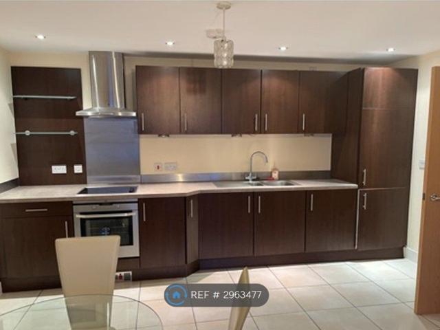 Ferry Court, Cardiff CF11, 1 bed flat to rent, £1,175 pcm | PrimeLocation